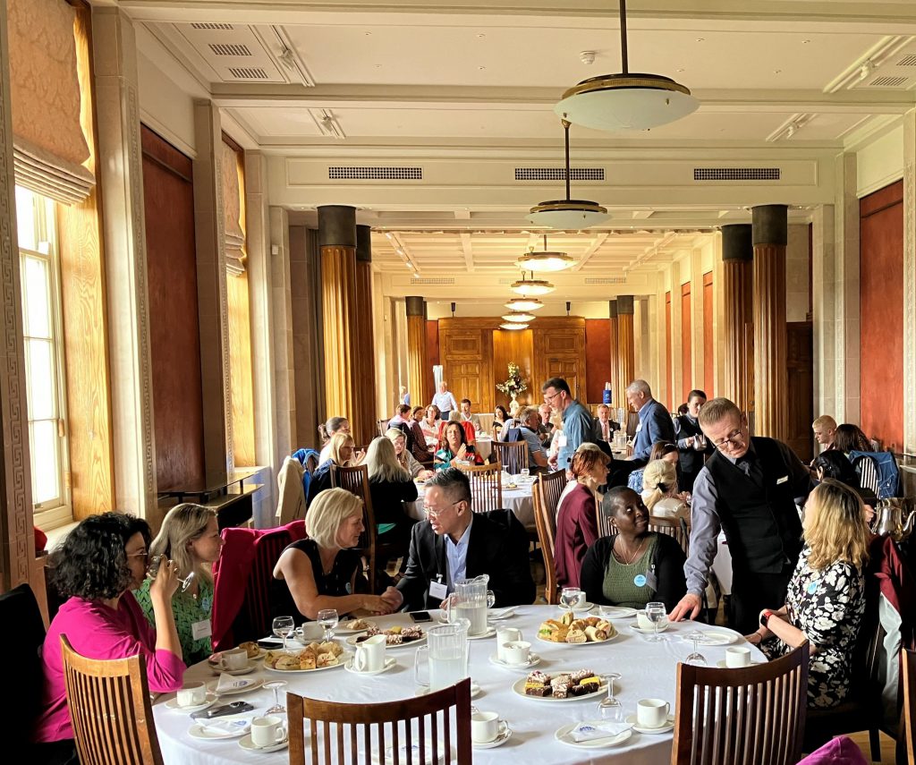 Coaching Collaborations at the HSC Leadership Centre - Business ...